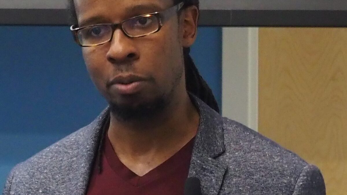 Discover the Networks